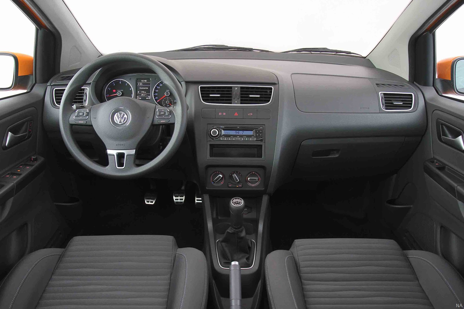 World Car News: 2010 VW Fox and 2010 VW Crossfox